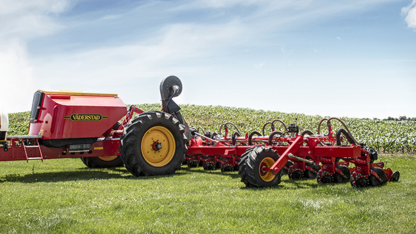 Highly efficient farm machinery - Vaderstad