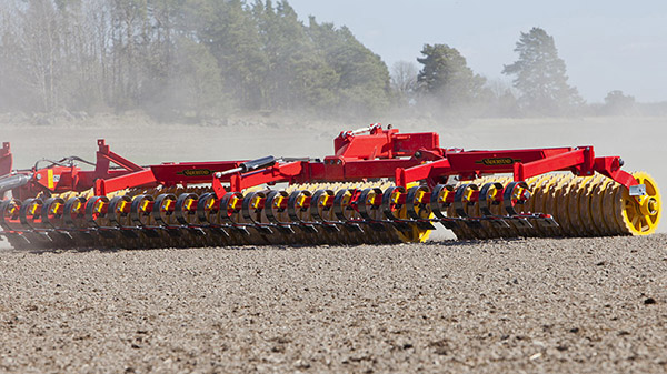 Highly efficient farm machinery built in Sweden - Vaderstad